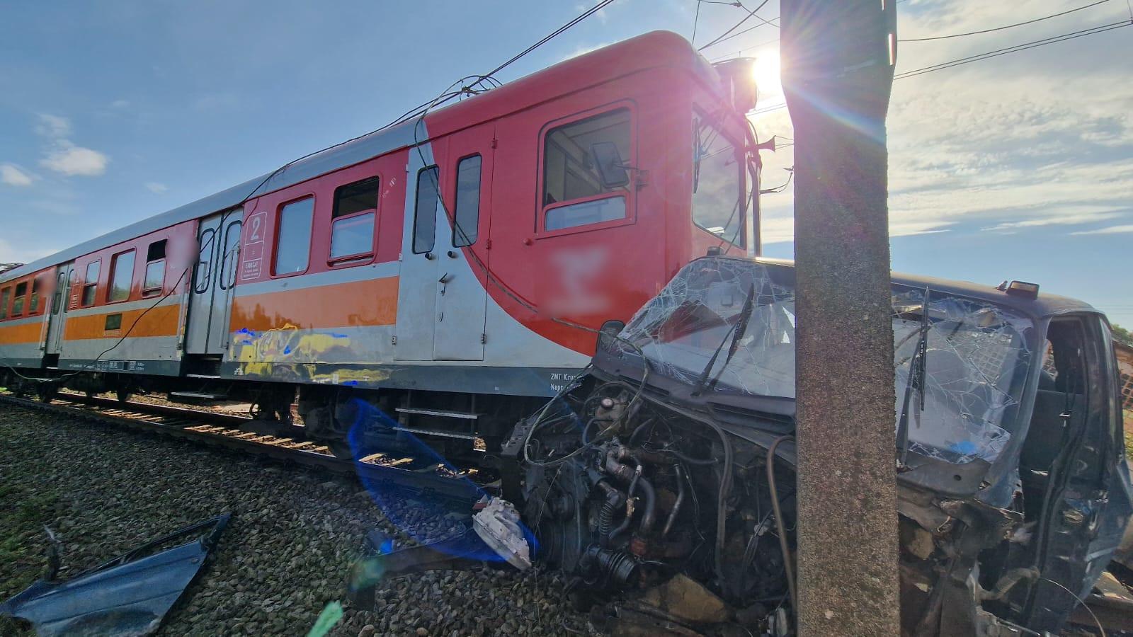Masakra na przejeździe kolejowym. Dwie osoby nie żyją – Wielkopolska 112